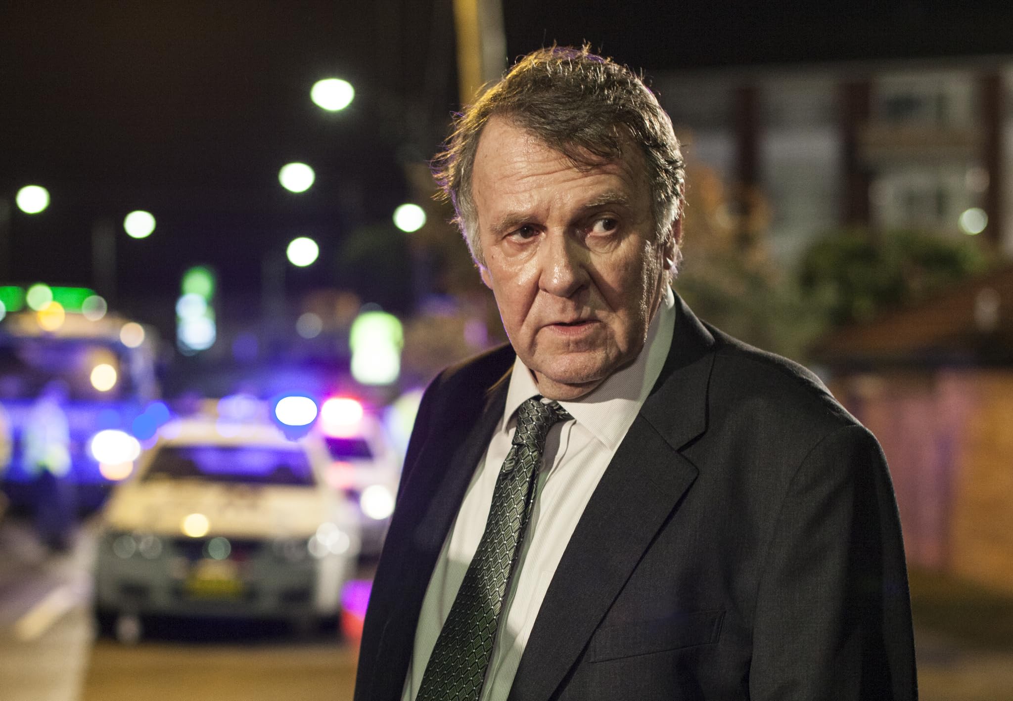 Morreu o ator britânico Tom Wilkinson, protagonista do filme “The Full ...